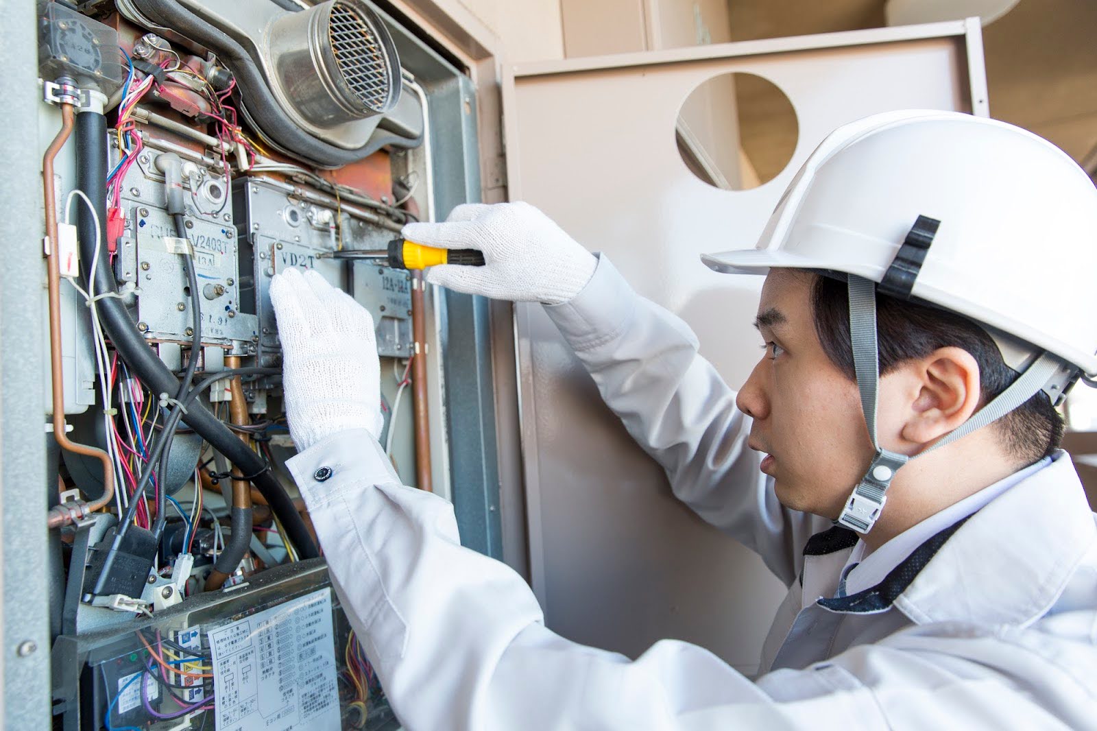 飲食店の給湯器は必要？業務用と家庭用の違いや費用を解説！ - おうちのアラート by uloie